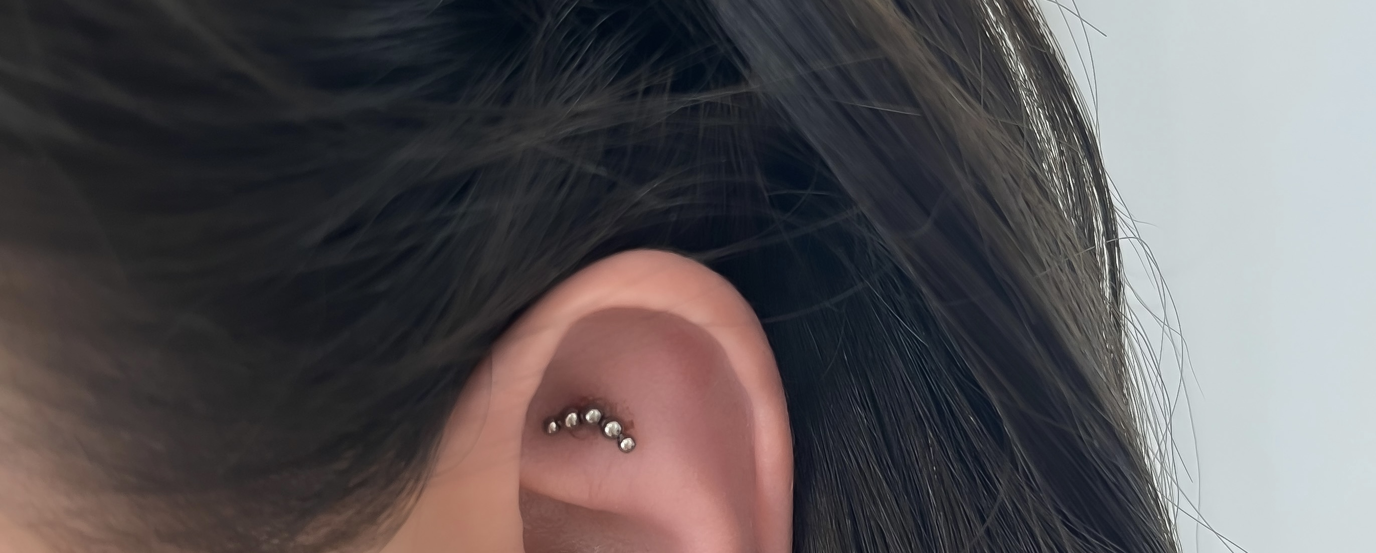 Íves titán piercing